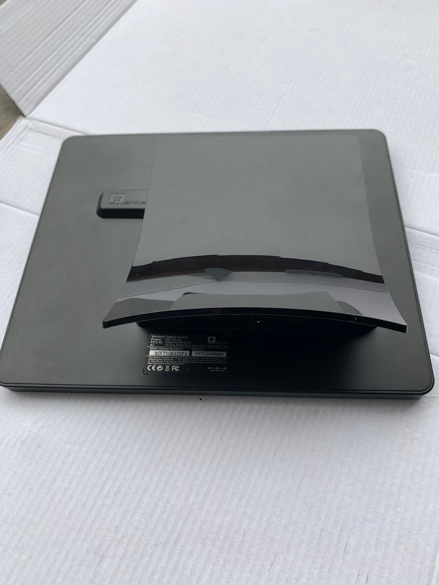 Attachable Stand For Pix-Star’s 10-Inch Frame